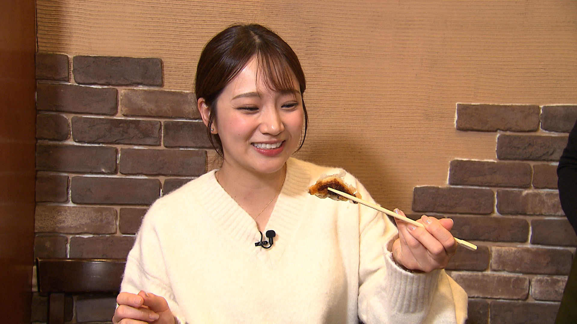 【パリッ！美しい羽根つき餃子にオリジナルの…】堺市で三田村邦彦が絶賛した美味いもん｜「おとな旅あるき旅」後追い旅 第9弾 in 堺銀座商店街（クラブTVO）｜dメニューニュース（NTTドコモ）